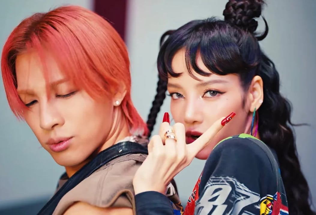 历代最强联合！BlackPink Lisa X 太阳合作新歌《Shoong!》，用9年时间从师兄MV的伴舞成为「一线顶流」凭实力一步步逆袭超赞～