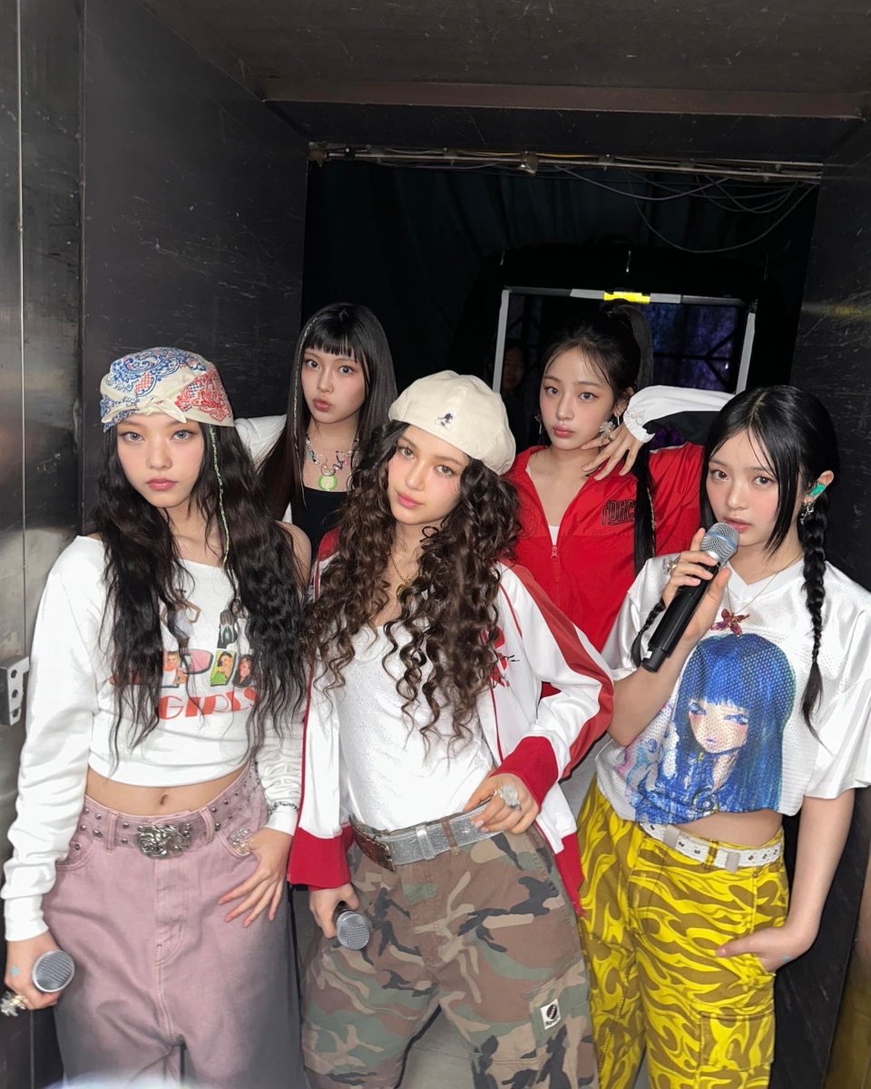 NewJeans 成名之路~被嘲“最像商品”的她们却最勇敢, 不甘任人摆布